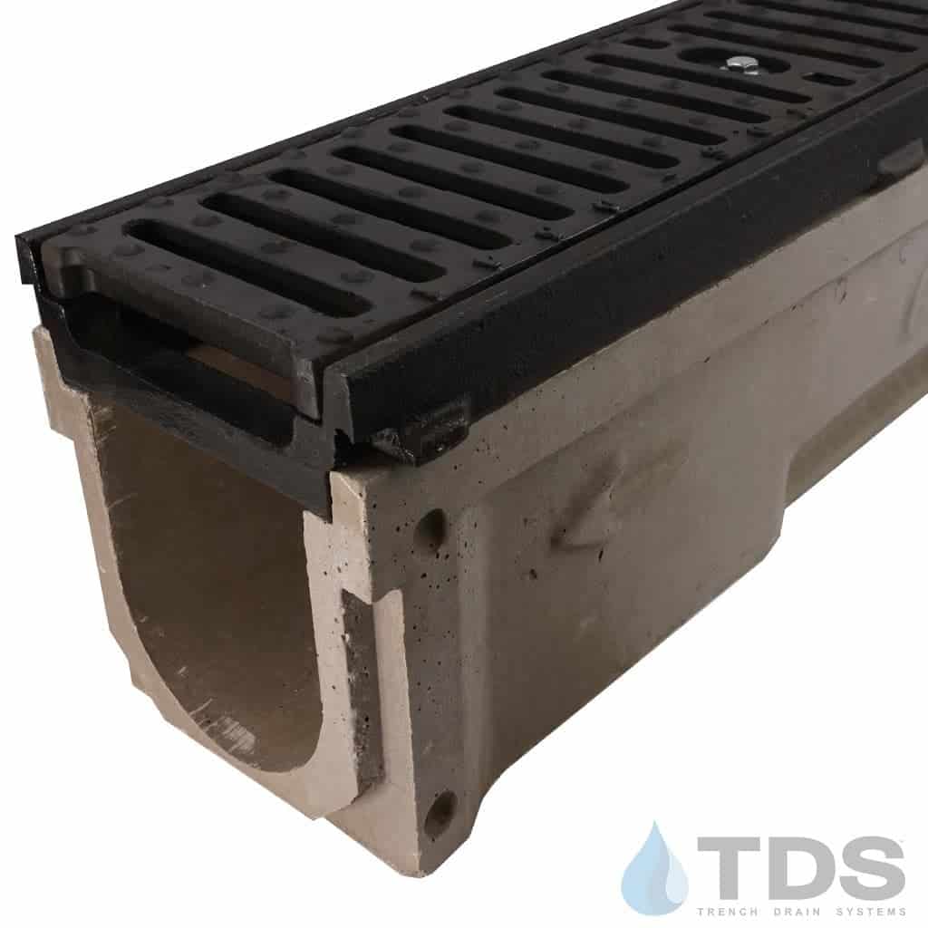 POLYCAST 700 Series Kit with DG0641D Slotted Ductile Iron Grate and Du ...